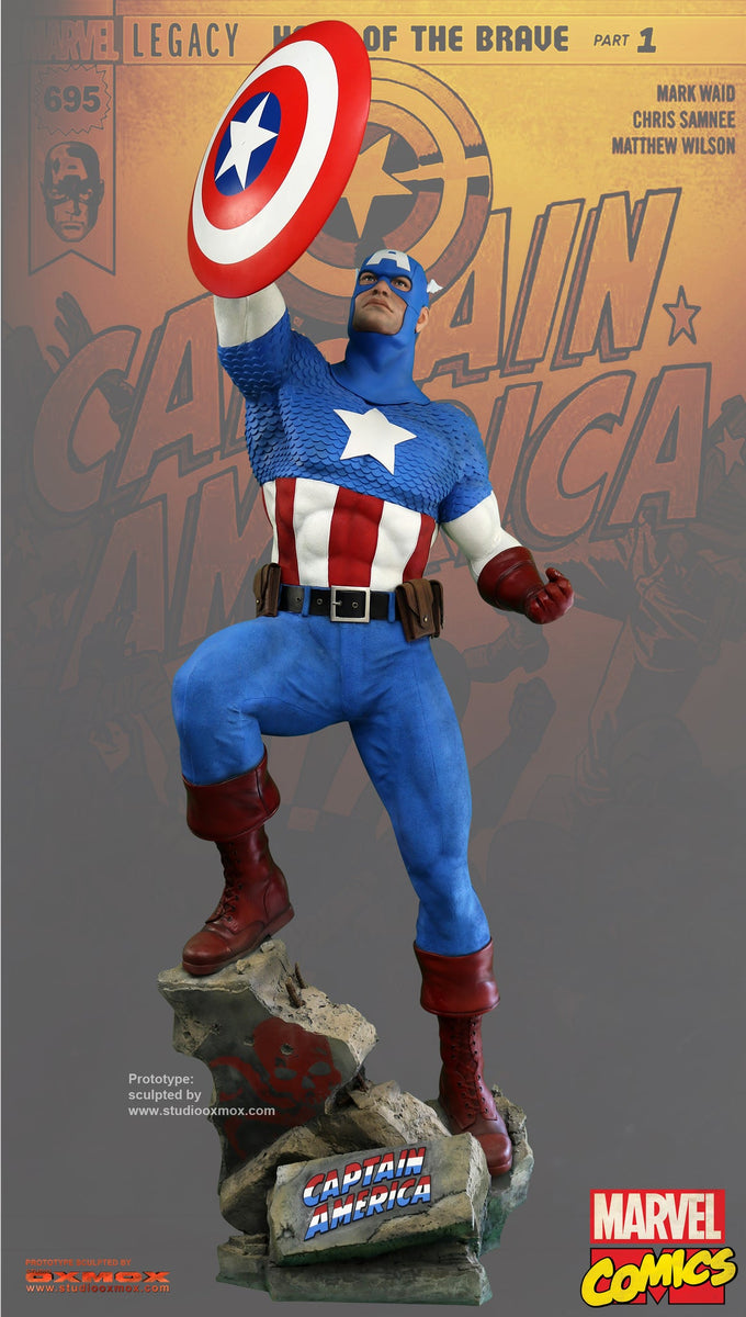 Marvel Comics: Captain America Life-Size Statue — Secret Compass