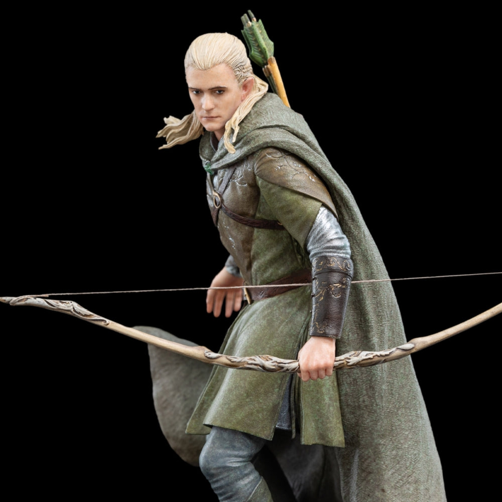 Lord of the Rings: Legolas Miniature Statue — Secret Compass