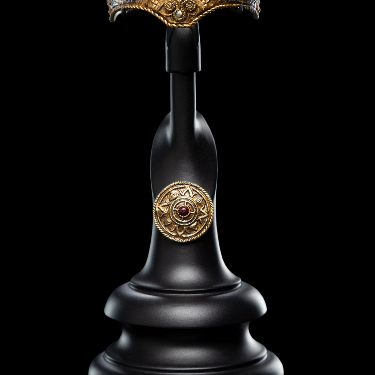 Lord of the Rings: Crown of King Theoden — Secret Compass